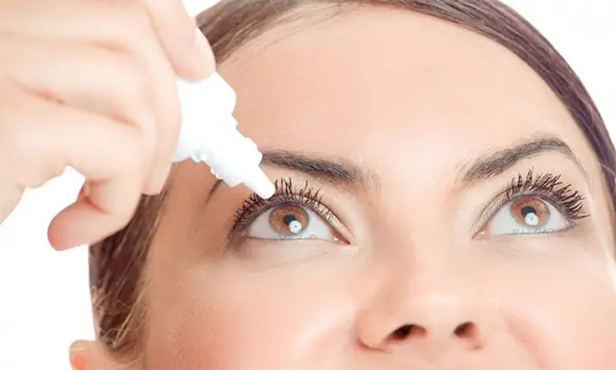 Ojos Rojos: causas y tratamientos (inyección conjuntival)